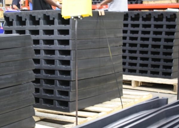 Acerca de PolyFlex Products | Moldeo por inyección